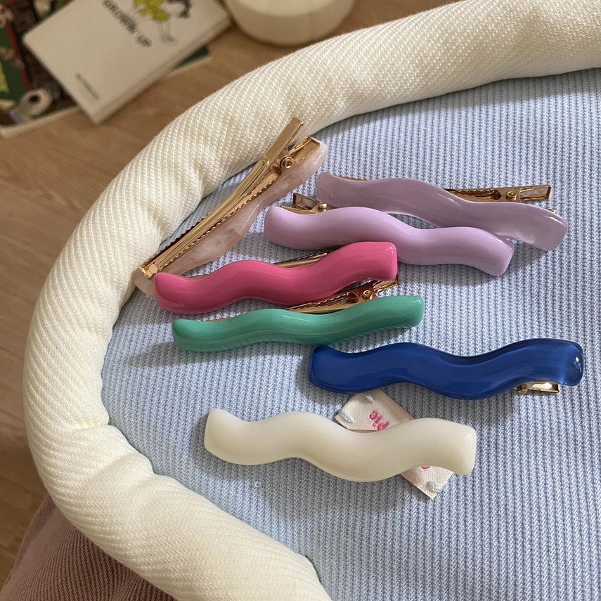 Candy Color Acrylic Wave Hair Clip | Jolley's Corner